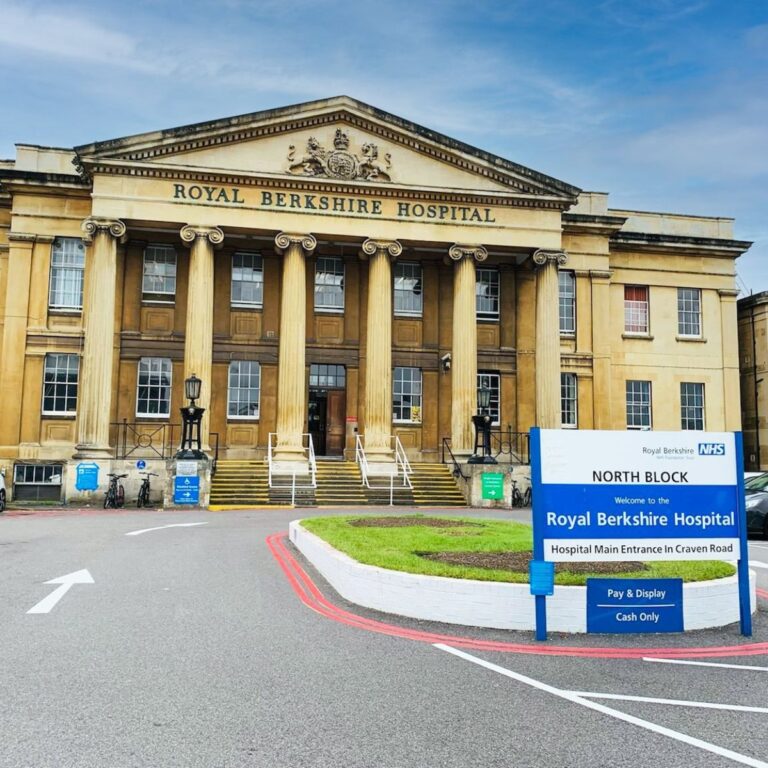 Royal Berkshire Hospital - J&B Hopkins